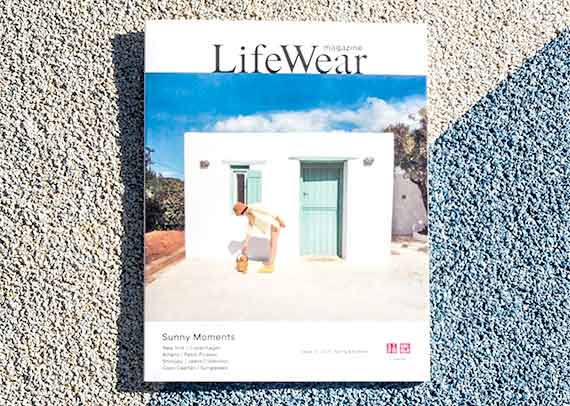 Uniqlo Luncurkan Majalah LifeWear Edisi Ke-12 - MarketTrack.ID