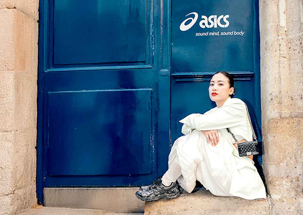 Asics Sportstyle Tampil Memukau di Paris Fashion Week 2025 - MarketTrack.ID