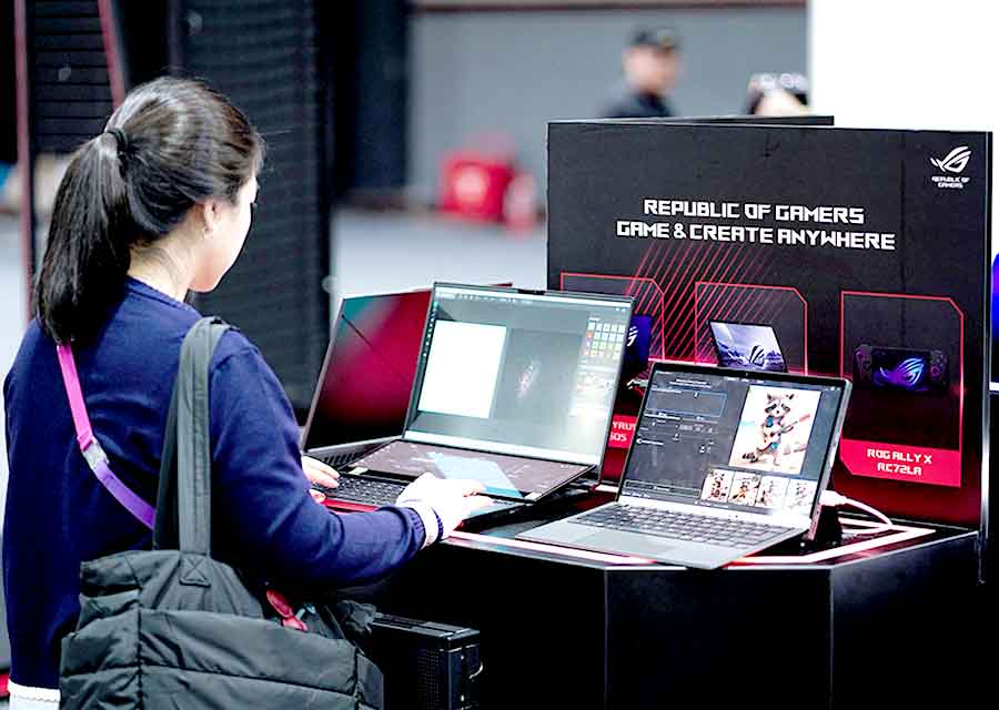 ASUS ROG Hadirkan Pengalaman Gaming Premium di HoYo FEST Surabaya ...