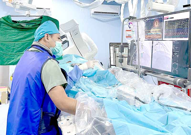 Teknologi Balon DEB Bantu Atasi Penyempitan Jantung Tanpa Stent ...